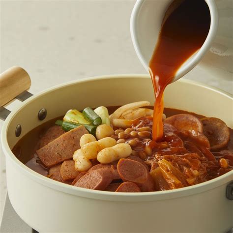 서울 구로 간편식으로 만나는 프리미엄 킹콩부대찌개 500g 3팩