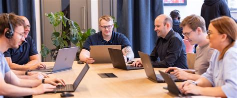 Connectivity Gardner Systems