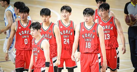 ‘고전 끝에 3연승 고려대 중앙대 꺾고 조1위 확정