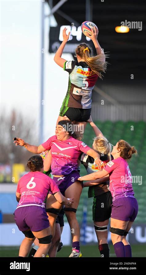 Twickenham Stoop England Kaitlan Leaney Of Harlequins In Action