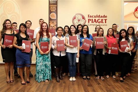 Piaget Entrega 19 Bolsas De Estudos Integrais Para Suzanenses UNIPIAGET