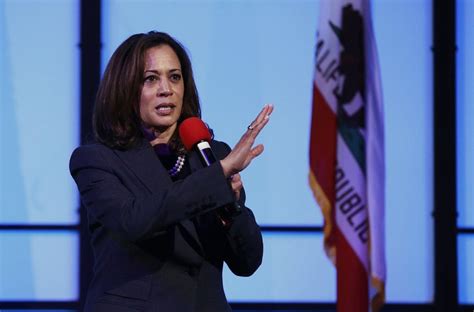 Kamala Harris Will Skip The Uc Berkeley Keynote The Washington Post