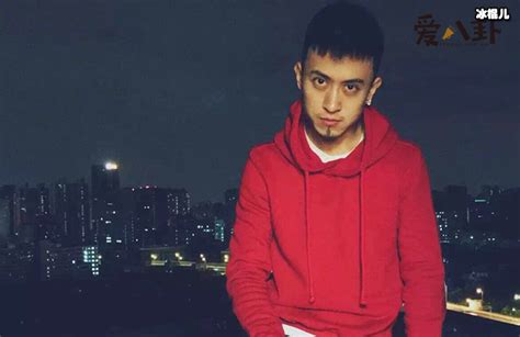 沪上皇秦奋家庭背景起底，家底深厚王思聪都要退让三分？ 明星 冰棍儿网