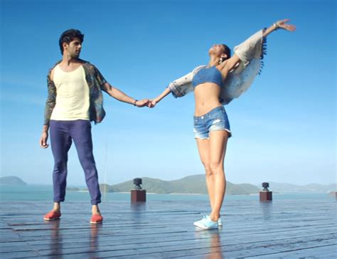 Box Office Baar Baar Dekho Bbd 1st Day Collection Takes Decent