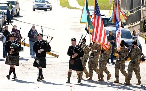 Leavenworth Hosts Veterans Day Parade Article The United States Army