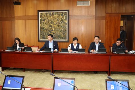 Чинбатын Ундрам Чинбатын Ундрам Added A New Photo