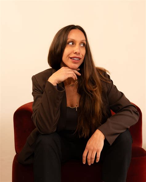 Nicole Vignola — Monrae