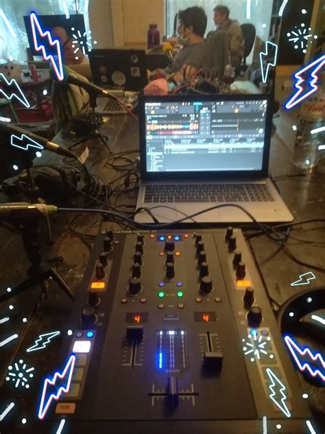 Fiesta Panik Home Facebook