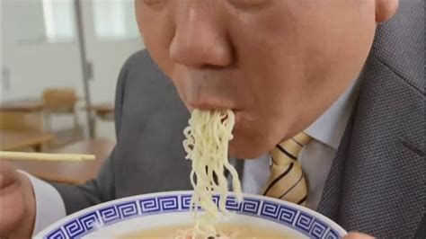 福岡の定番インスタントラーメン「うまかっちゃん」の包装が変わっていた