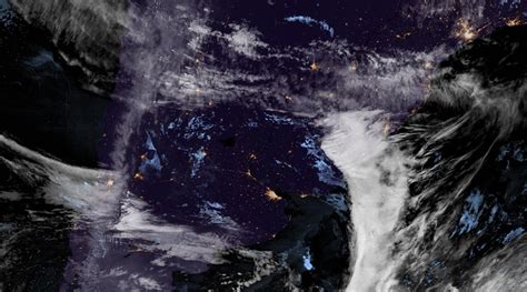 Frente fria avança chuva raios e rajadas de vento de até 80 km h