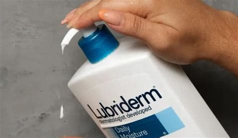 What Happens If You Use Expired Face Moisturizer Pros Cons