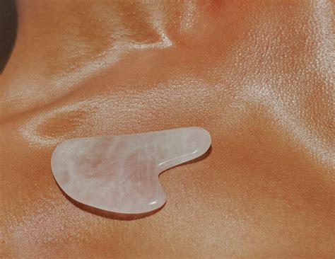 Rose Quartz Gua Sha Face Massage Tool Wellaine Wellaine
