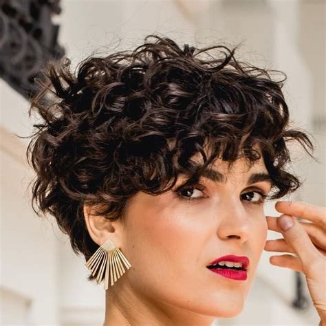 Pin Von Isabel Sanchez Auf Corte Definitivo Haarschnitt Locken Kurz