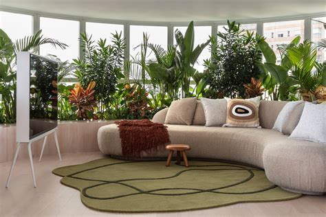 10 Dicas Para Decorar Sofá Com Manta E Almofada