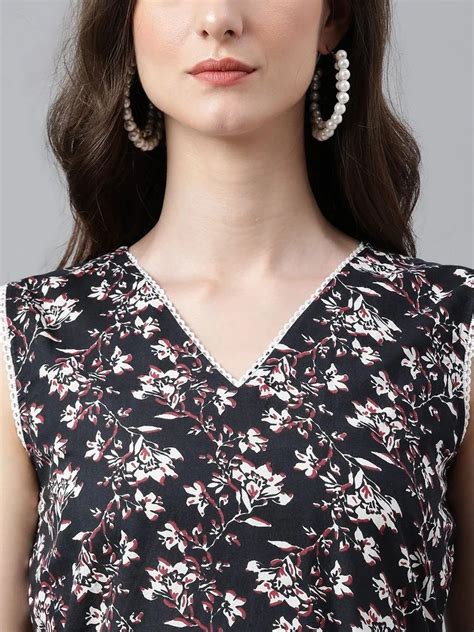 Janasya Womens Black Cotton Floral Print Kurta With Palazzo Straight