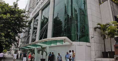 Maioria Nos Shoppings Jovens Da Classe C Movimentam Quase R 130 Bi