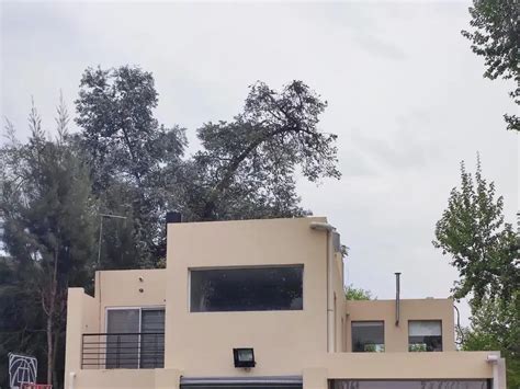 Casa Venta 4 Ambientes 4 Años 150m2 2 Cocheras Quiros 4500
