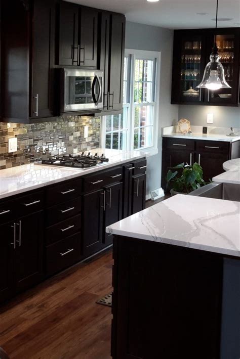 Dark Kitchen Cabinets With Light Countertops Home Designs Modern