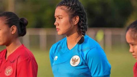 Terbaru Fani Supriyanto 4 Pesepak Bola Putri Yang Merantau Ke Luar Negeri Indosport