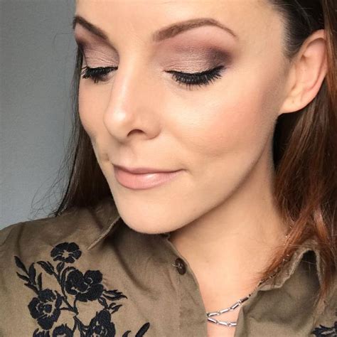 Nude Shimmer Click On My Pic To See What I Used Ylooks Younique