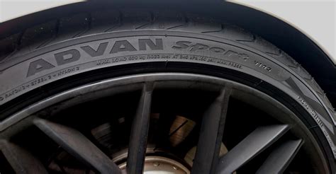 YOKOHAMA ADVAN Sport V105 のパーツレビュー | 3シリーズ セダン(ハーブ) | みんカラ