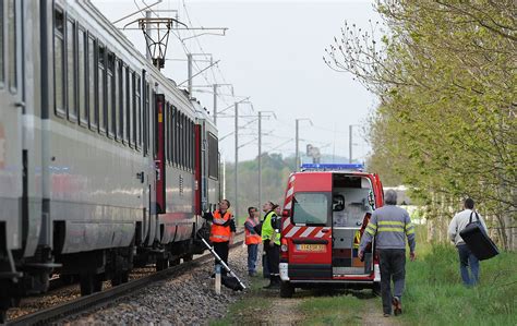 Jura Vercia Un Homme Percuté Par Le Train Lyon Lons
