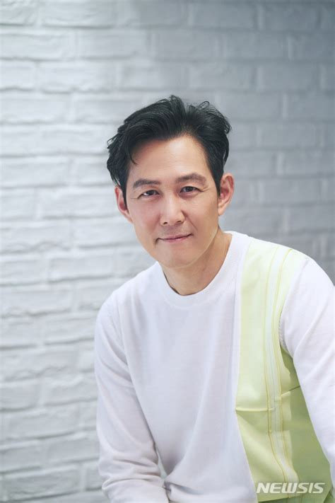 인터뷰 이정재 목사의 전형 만들어볼까염라 말고 사바하 조선닷컴 연예 스타