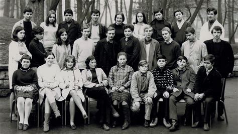 Photo De Classe 3ème De 1966 Lycée Louis Bascan Copains Davant