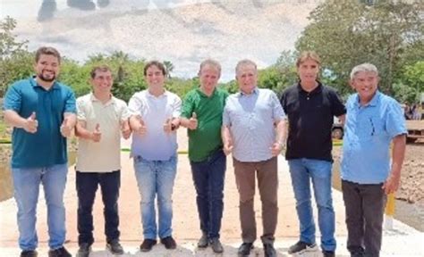 Deputado Dogim Félix Participa De Inauguração De Passagem Molhada Em