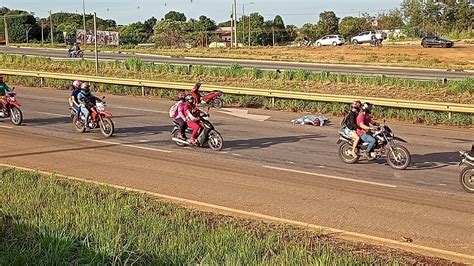 Mulher De 24 Anos Que Estava Na Garupa De Moto Morre E Piloto Fica