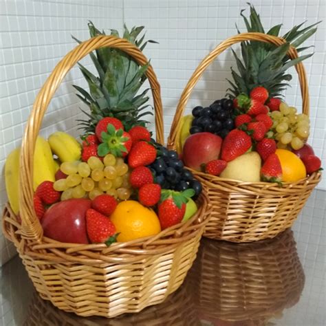 Фруктовые корзины в Москве|Купить подарочную корзину с фруктами