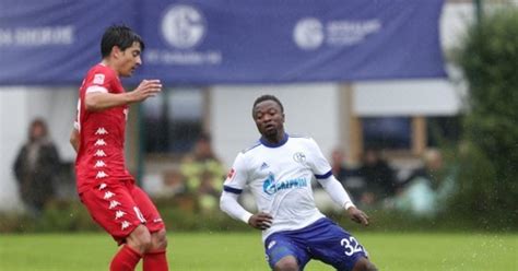 오스트리아 축구리그서 가나 출신 선수 인종차별 봉변