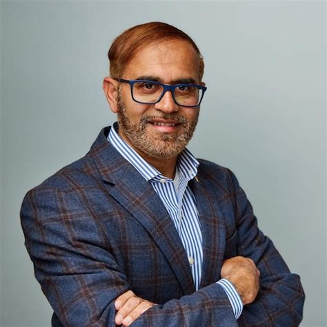Artikel Von Muhammad Abid Sr Direktor