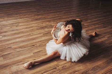 Paige Searcy Feet 5 Photos Sexy Feets Celeb Feets