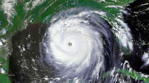 Spac0639 2005 Image Of Hurricane Katrina Captured By Noaa Flickr