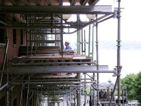 Tips Memilih Material Scaffolding Pipa Yang Tepat Untuk Keamanan