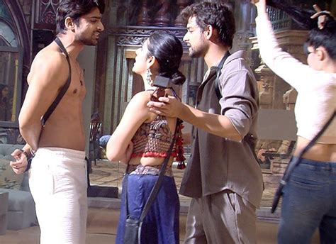 Bigg Boss 17 Exes Isha Malviya And Abhishek Kumar Have An Epic Faceoff