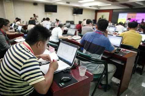 专业标注了“只招有专业志愿考生”，服从专业调剂也没有用高校家长分数
