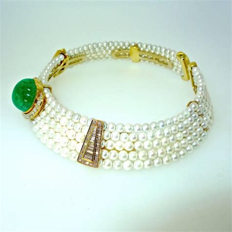 Important Heart Shaped Emerald Diamond And Pearl Choker Necklace At