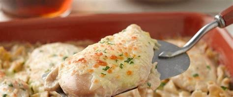 Delicious Creamy Baked Chicken Stroganoff