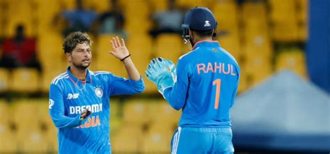 35 वर्षांत घडलं नाही ते Kuldeep Yadav नं करुन दाखवलं Pakistan Vs