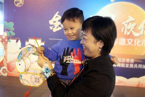 苏州市姑苏区民间文艺家协会和石路社区等单位联合举办石路商圈非遗文化市集传统