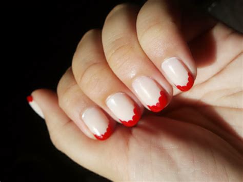Scallop French Tip Nails A Way To Spice Up Your Boring French Tip Mani