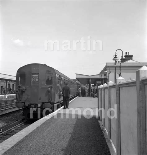 Canterbury West Station Class 414 Emu 5609 6 X 6 Cm Railway Negative