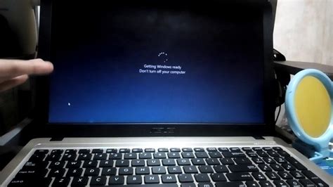 Computer Screen Stuck On Starting Windows Stuck At Windows Is Loading