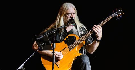 Por Que Marko Hietala Diz Entender Falta De Contato Com Ex Colegas Do Nightwish Rock Notícias