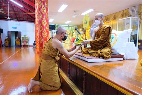 พระครูวิสุทธิ์ภาวนาประสิทธิ์ วิ ประกอบพิธีเปิดอบรมโครงการปฏิบัติธรรม