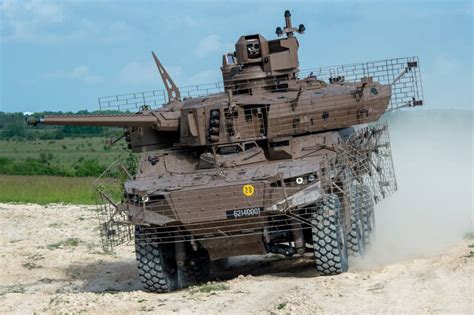 Ad Perancis Mulai Evaluasi Ranpur Intai Jaguar Ebrc 6x6