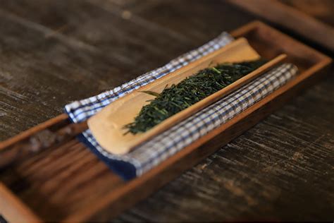 新茶の季節到来！京都で立ち寄りたい、急須で淹れた宇治茶が飲めるカフェ5選｜京ノ旅手帖 京都知新 Mbs 毎日放送