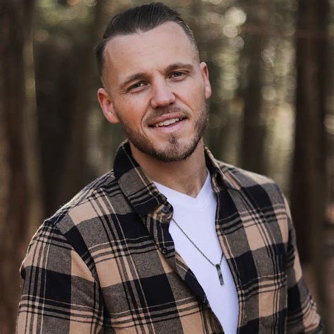 Gail E Johnson Small